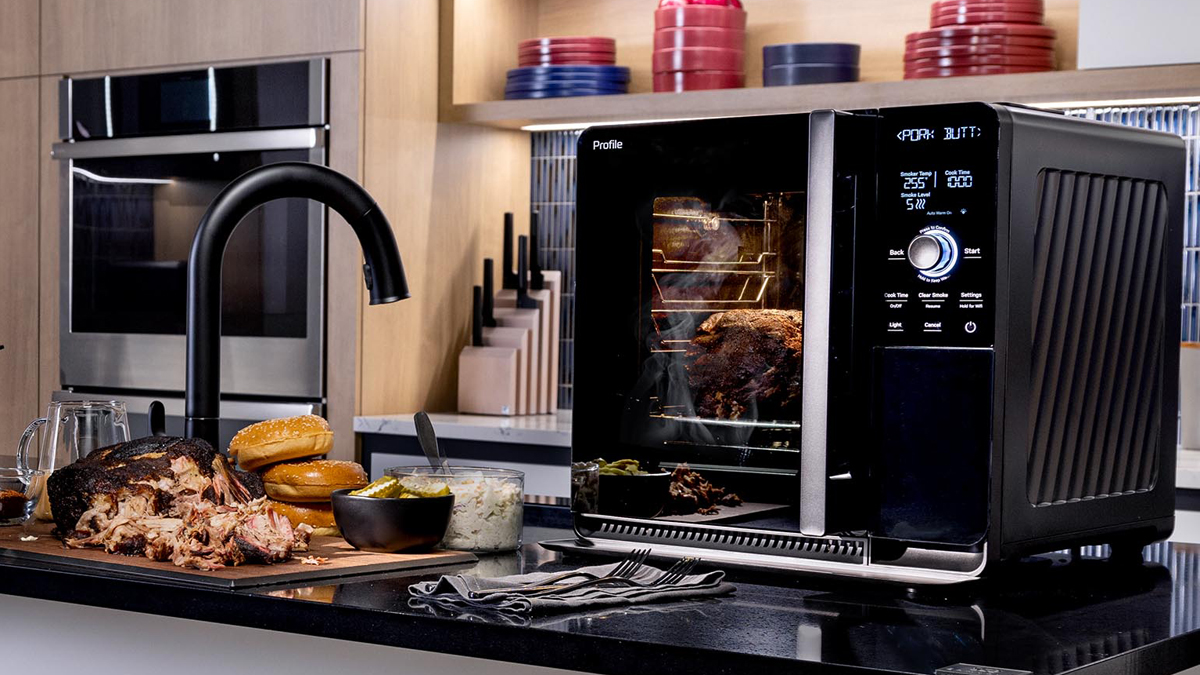 GE Profile Smart Smoker Brings BBQ to Your Kitchen Counter - Techlicious