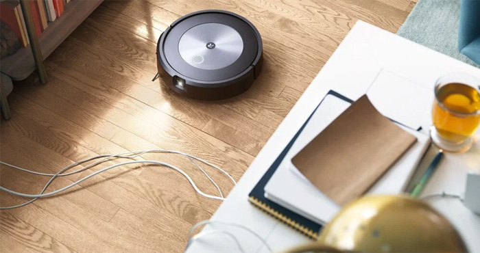 iRobot Offers Roomba j6+ Self-Emptying Vacuum for 50% Off - Techlicious