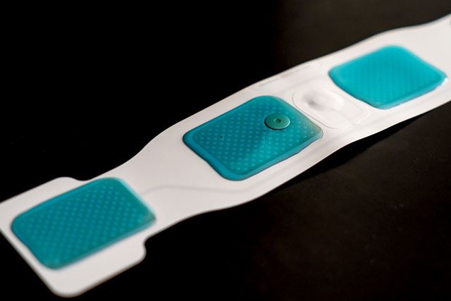 Review of the Quell 2.0 Wearable Pain Relief Device - Techlicious