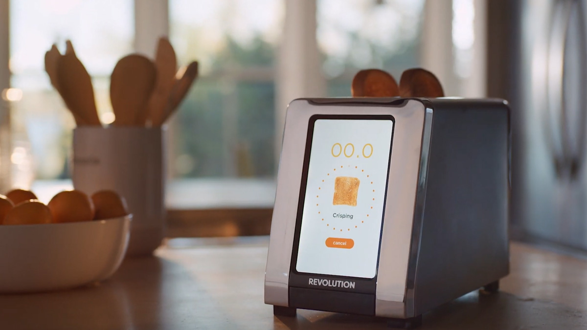 Revolution r180 Claims Perfect Toast Every Time - Techlicious